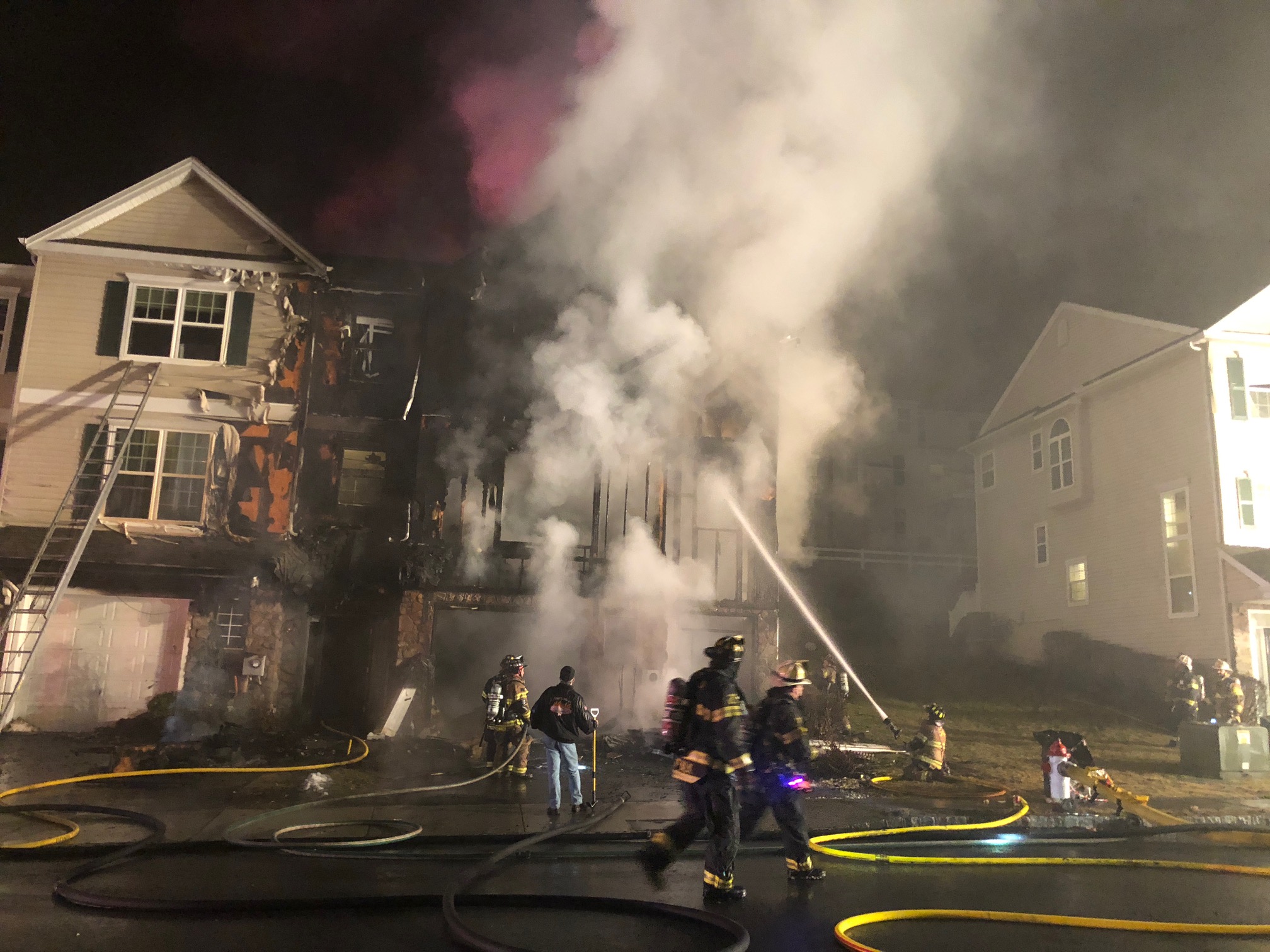 2nd Alarm: Heavy smoke and fire on arrival – Newsworking